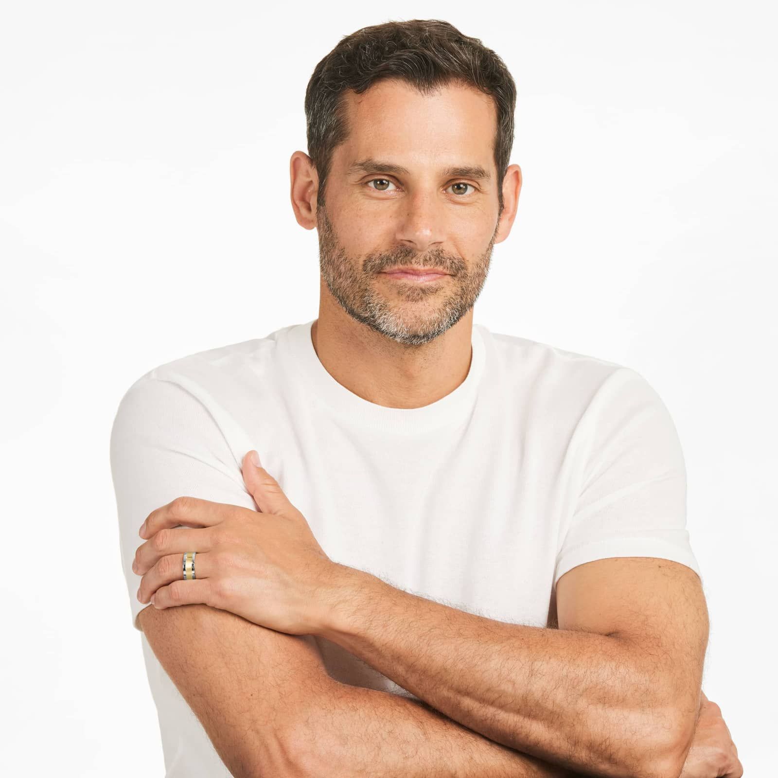 Brick Pattern Men's Wedding Band In 14K White And Yellow Gold (8.50mm ...